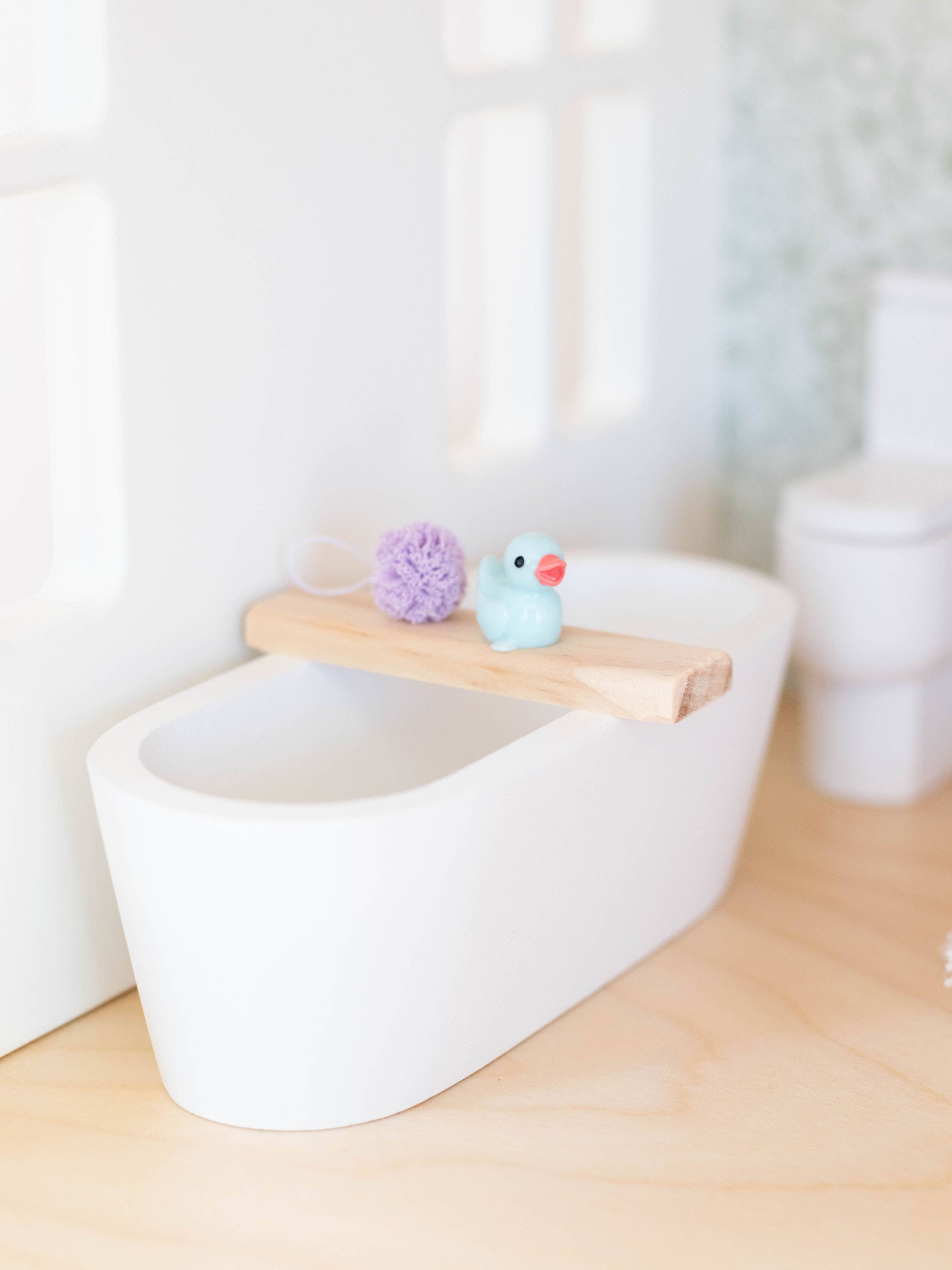Dollhouse Oval Soaking Bath Tub | White – Flying Pig Toys