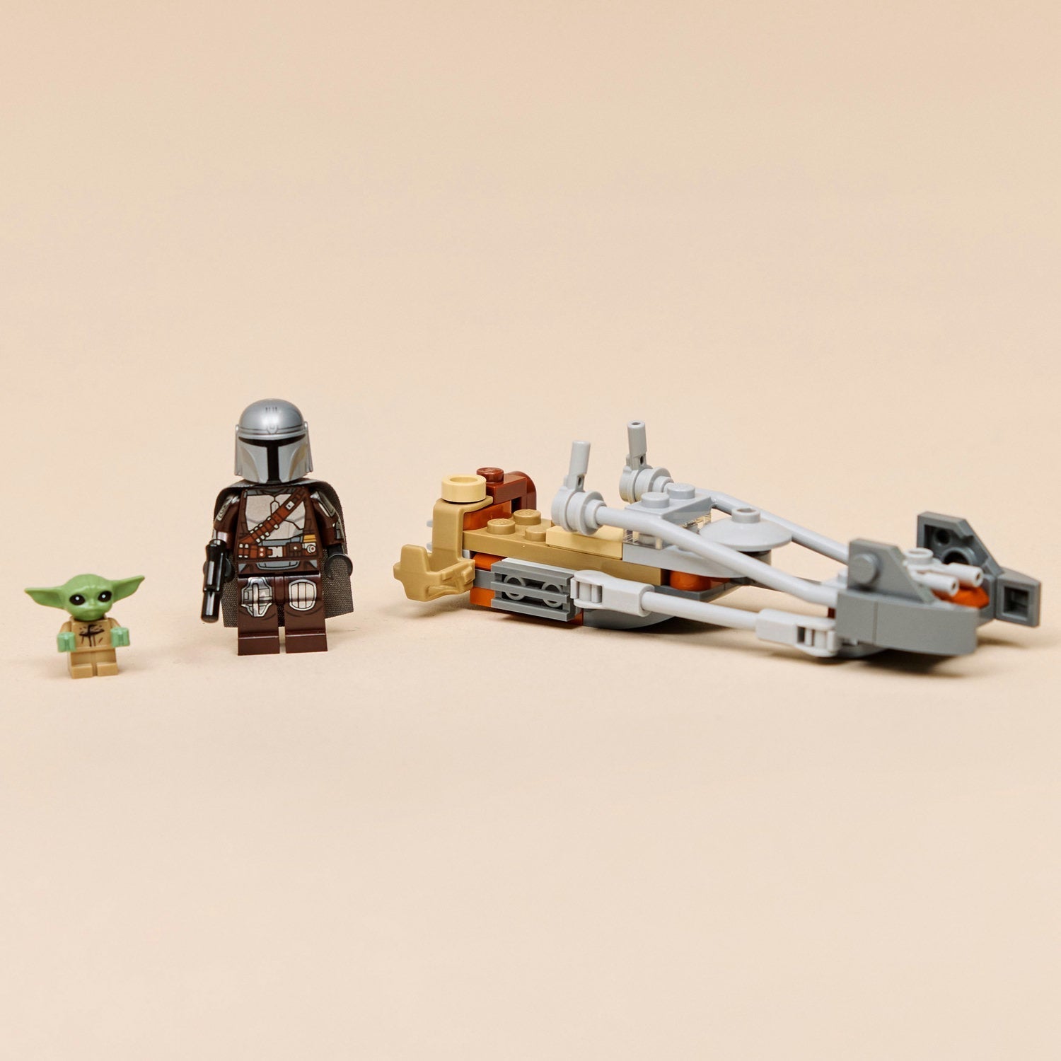 The Mandalorian & Grogu's Speeder Bike™ – Flying Pig Toys