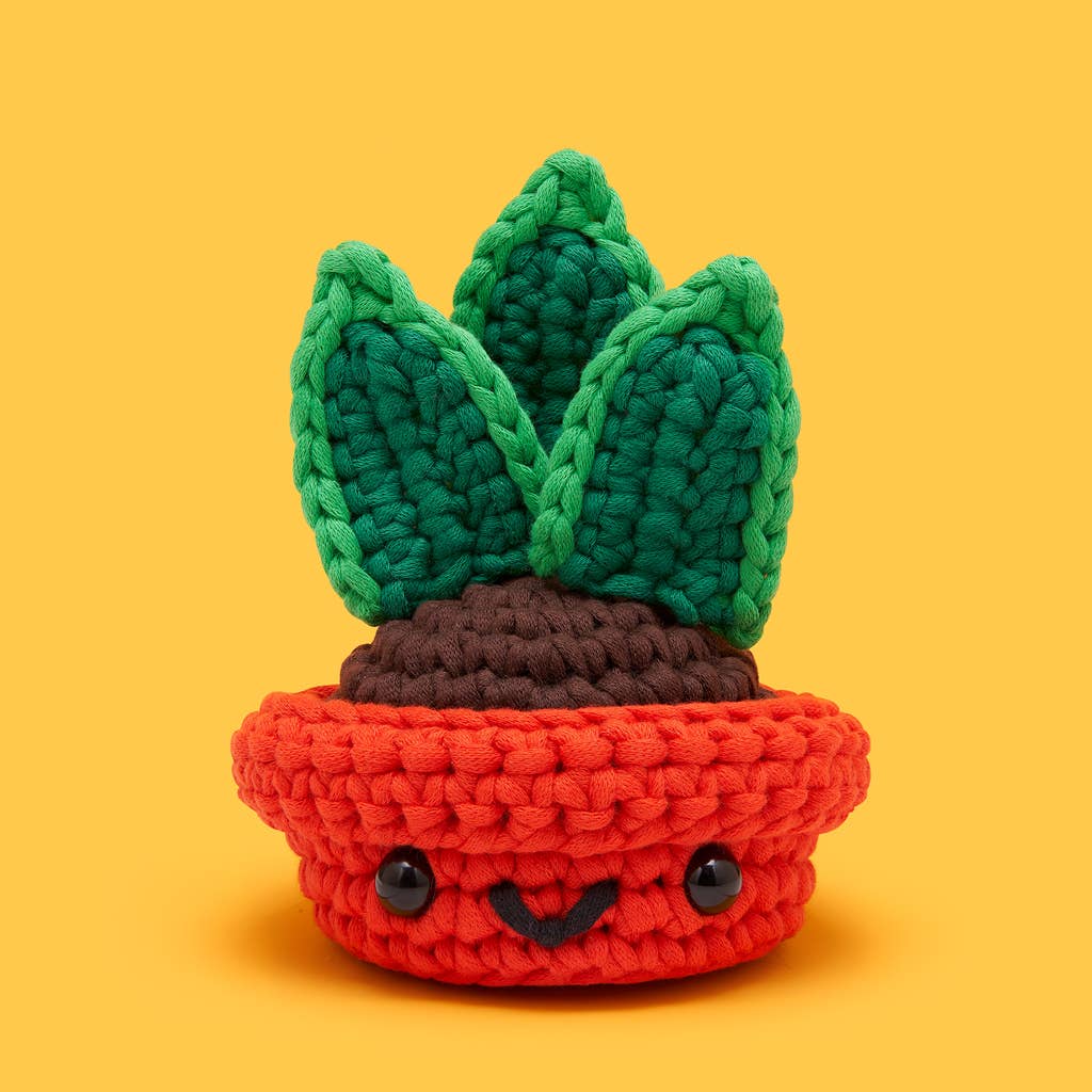 Otis the Snake Plant Crochet Kit – Flying Pig Toys