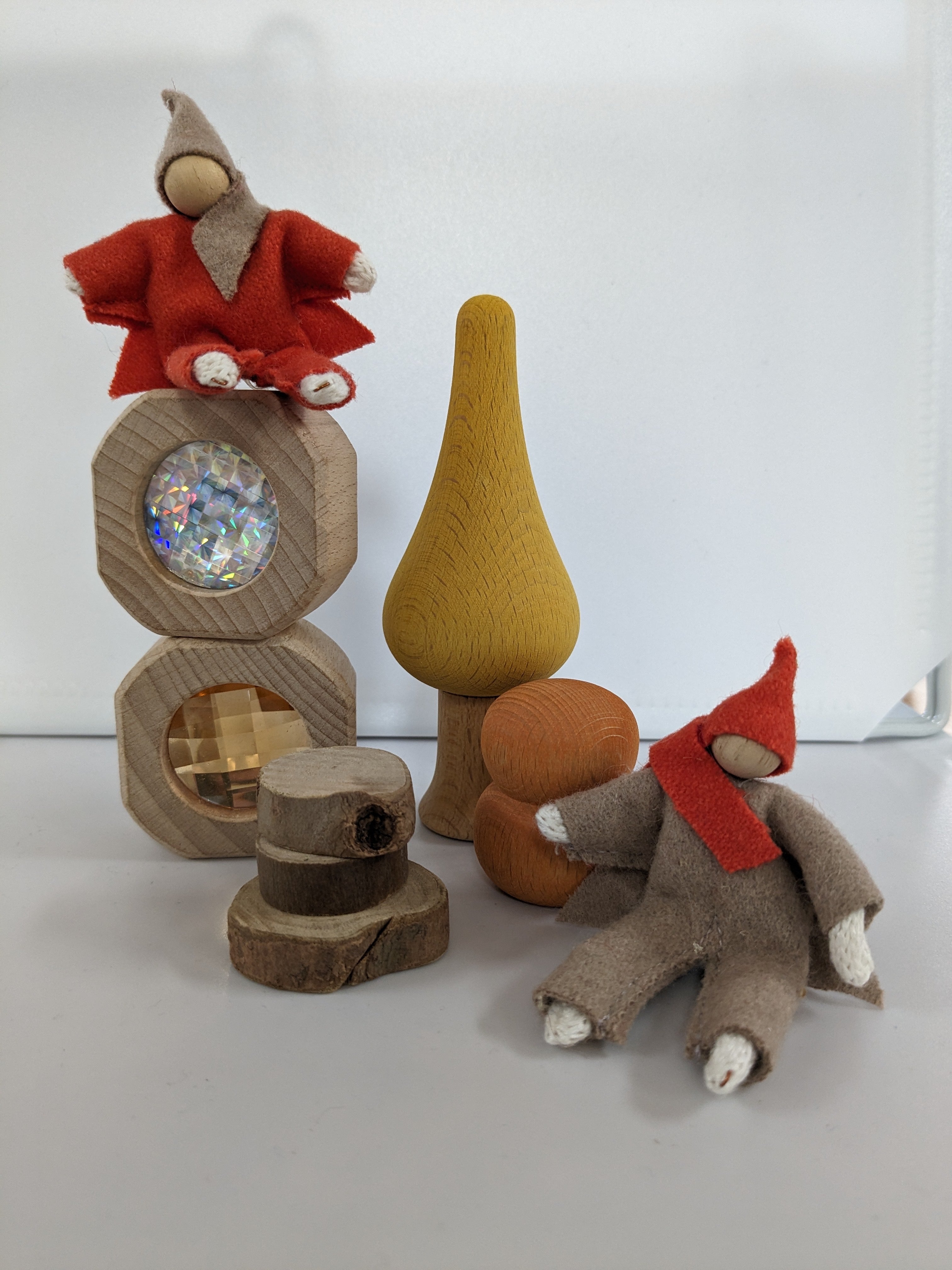 Small World Curiosity Set - H – Flying Pig Toys