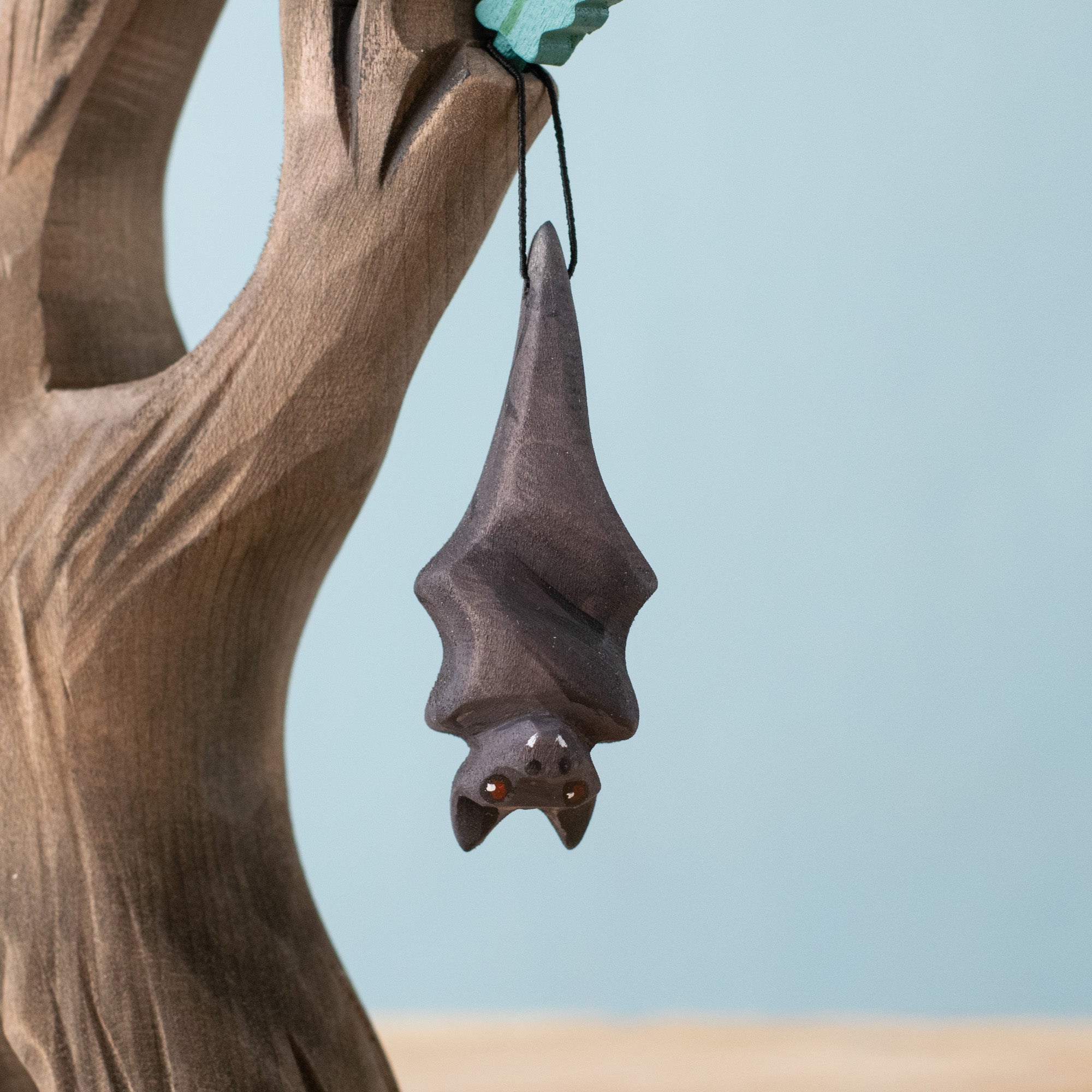Huggy Bat – Flying Pig Toys
