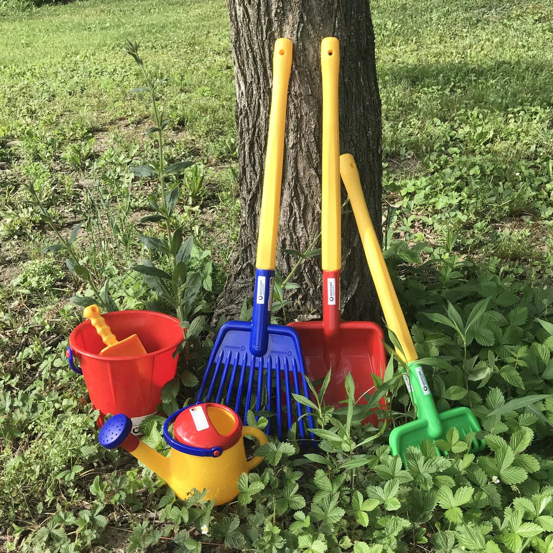 Children s Long Handled Leaf Rake Flying Pig Toys